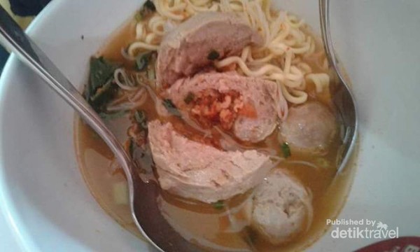 Bakso Bom, Wisata Kuliner yang Asyik