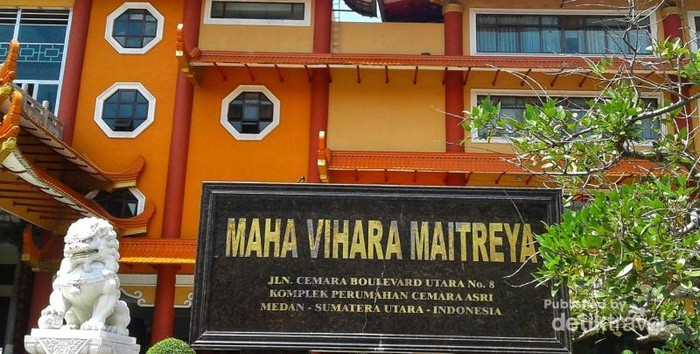 Begini Wujud Vihara Terbesar & Termegah di Medan