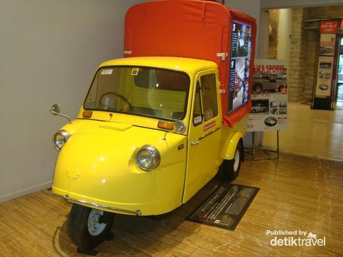 Bemo, Robot Gundam, Patung Liberty, Semua Ada di Tokyo!