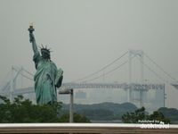 Bemo, Robot Gundam, Patung Liberty, Semua Ada di Tokyo!