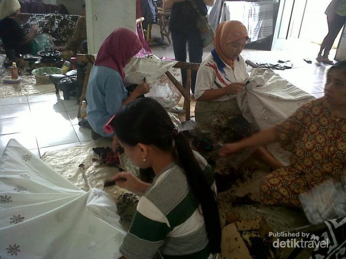 Berburu Cantiknya Batik Priangan Khas Tasikmalaya