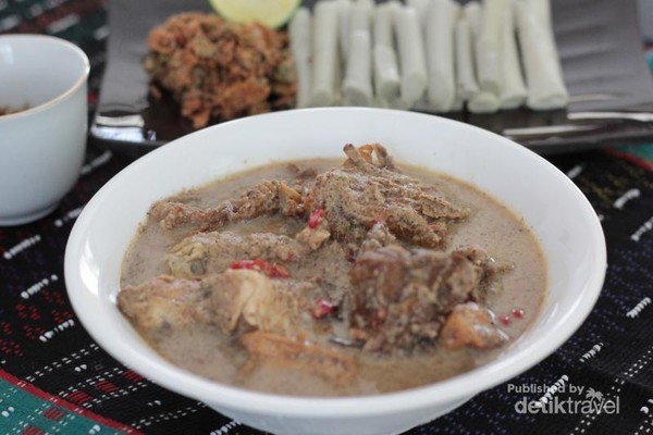 Berburu Kudapan Berbuka yang Unik di Rantauparapat