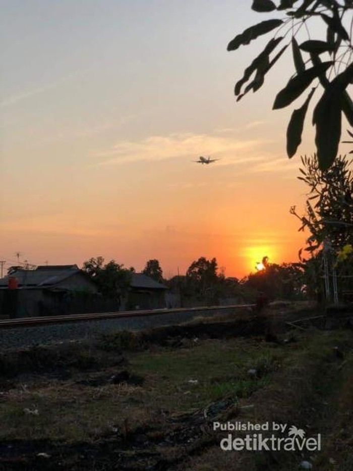 Bersantai di Kokambar Kopi Kampung Ambarukmo