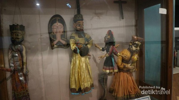 Boneka-boneka Koleksi Museum Wayang, Lucu atau Seram?