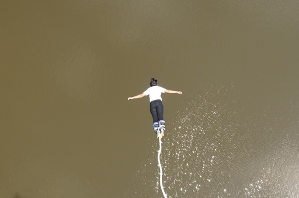 Bungee Jumping di Phuket, Edan!