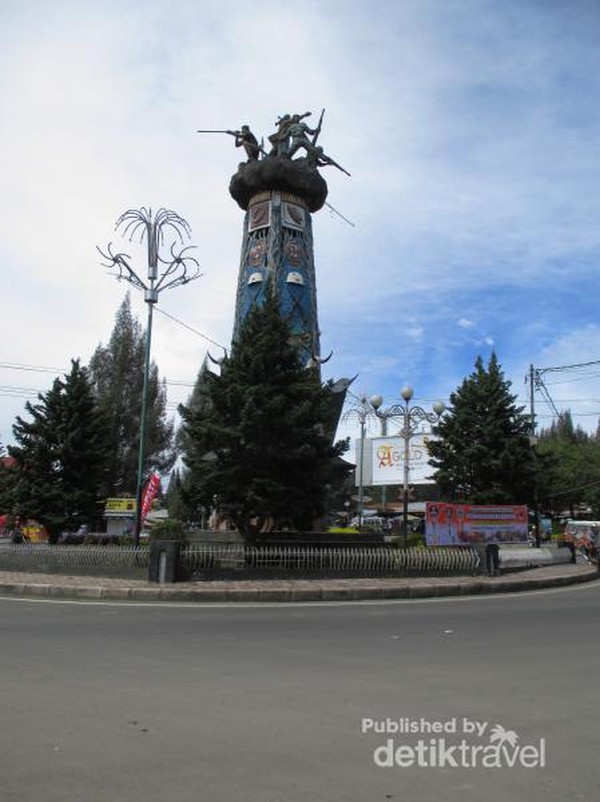 Cantiknya Gunung Sinabung dari Berastagi