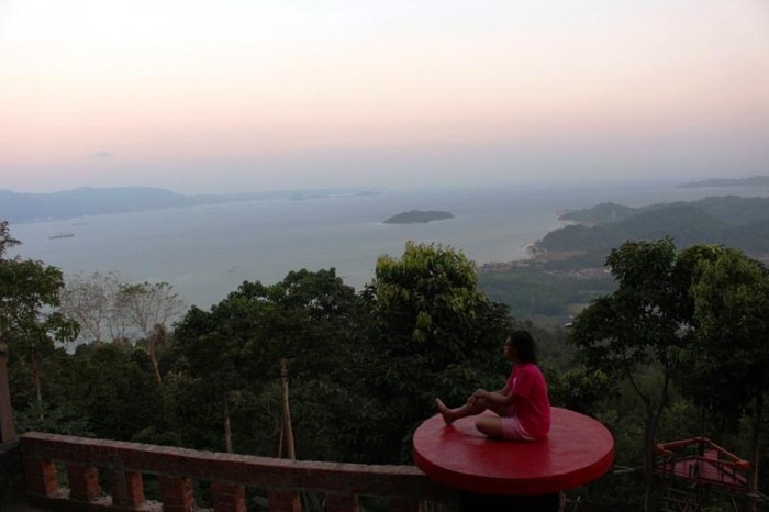 Cara Baru Nikmati Lampung, Muncak