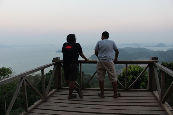 Cara Baru Nikmati Lampung, Muncak