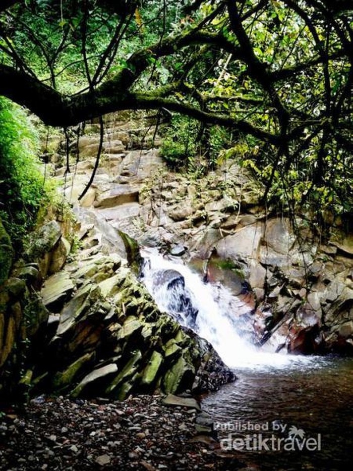 Curug Karembong, Air Terjun Tersembunyi di Subang