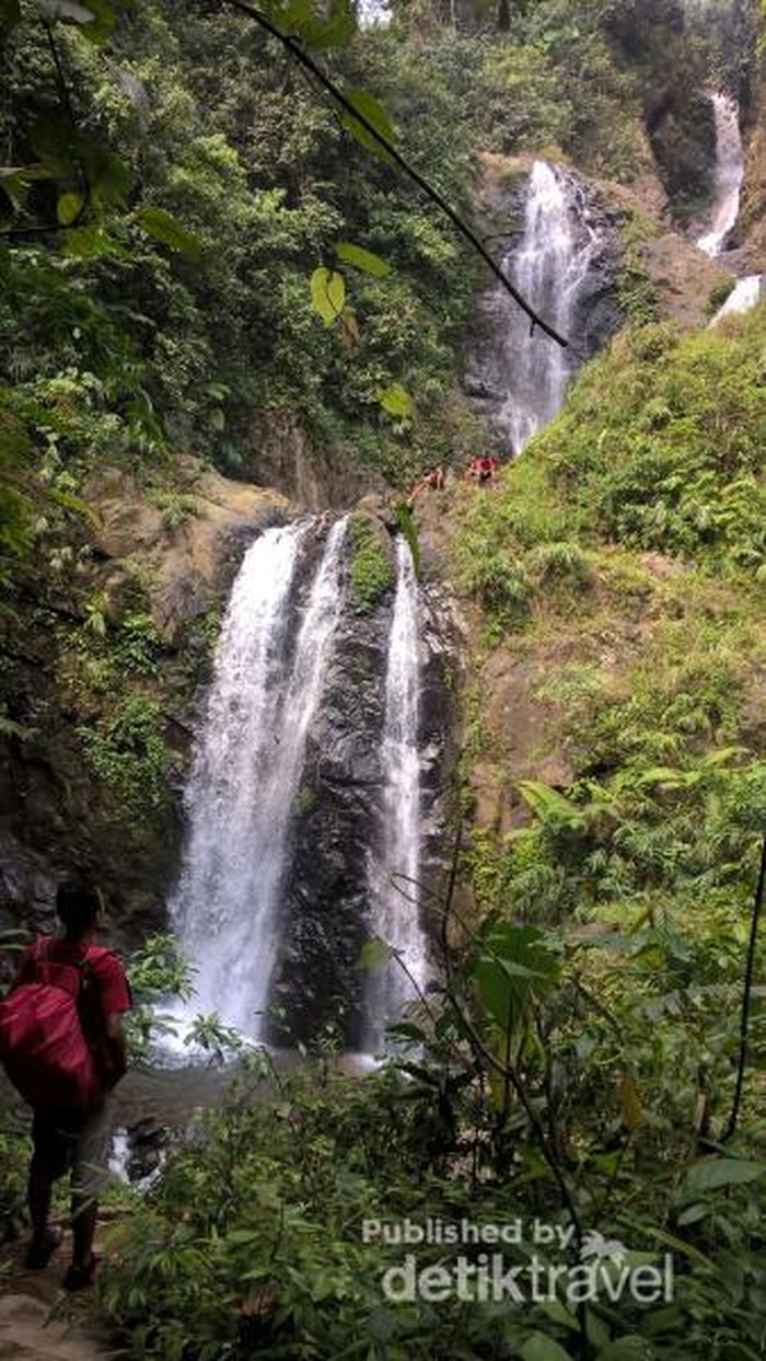 Curug Lalay & Pengantin, Duo Cantik di Perbatasan Bogor-Karawang