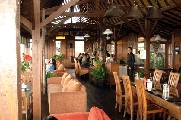 Dago Pakar, Tempat Makan Paling Nge-hit di Bandung