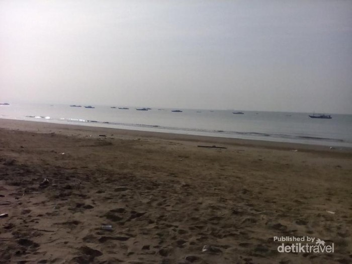 Di Pantai Ini, Nelayan Bugis Adakan Pesta Laut Setiap Tahun