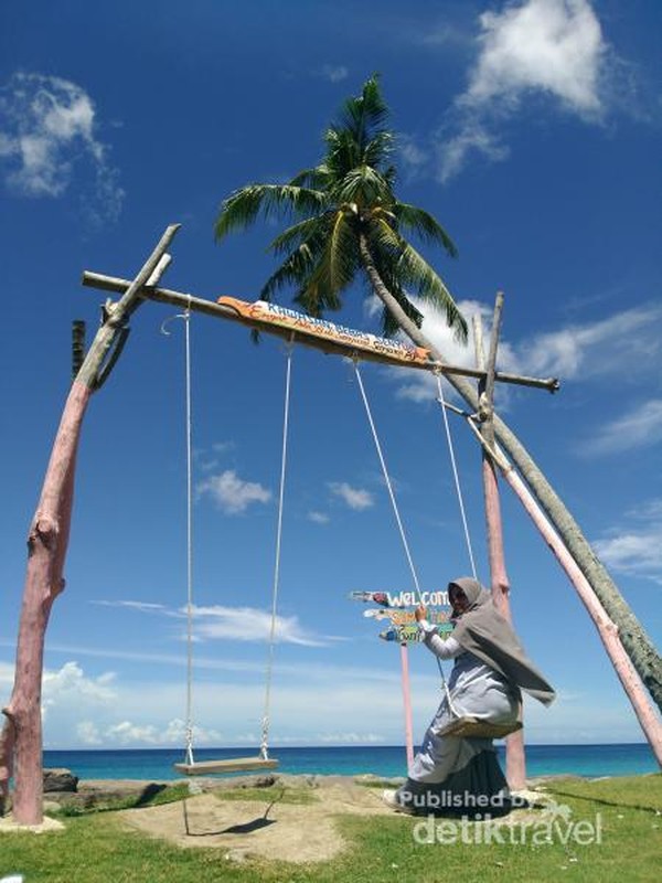 Eksotisme Pantai Sumur Tiga di Sabang
