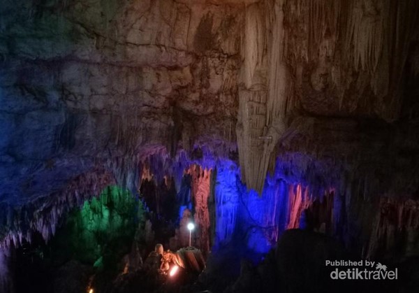 Goa Gong di Pacitan yang Memukau