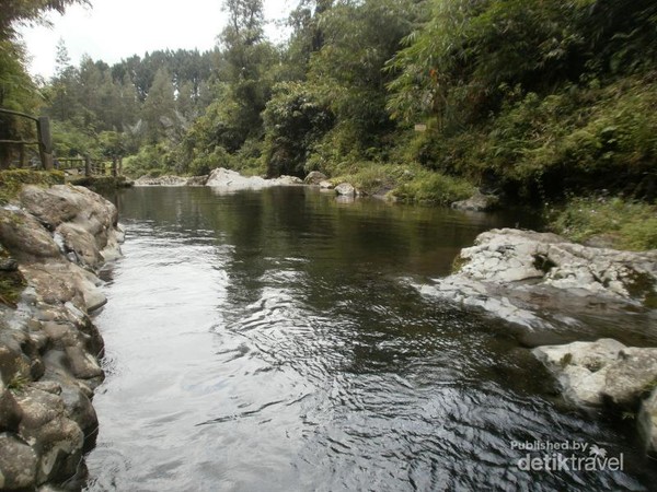 Jalan-jalan ke Purwokerto, Mampir Yuk ke Telaga Sunyi