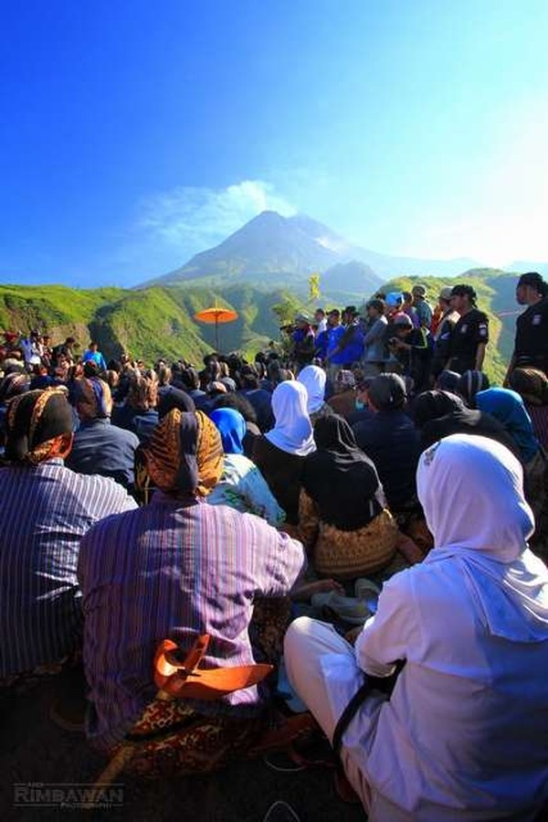 Jangan Lewatkan! Upacara Labuhan Merapi