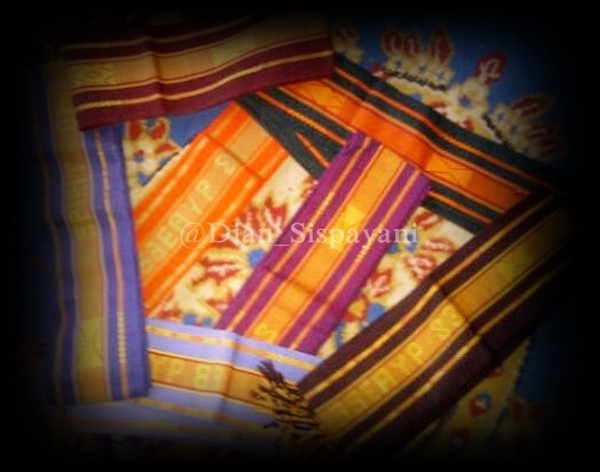 Kain Tenun Desa Pringgasela di Lombok, Bagus Banget!