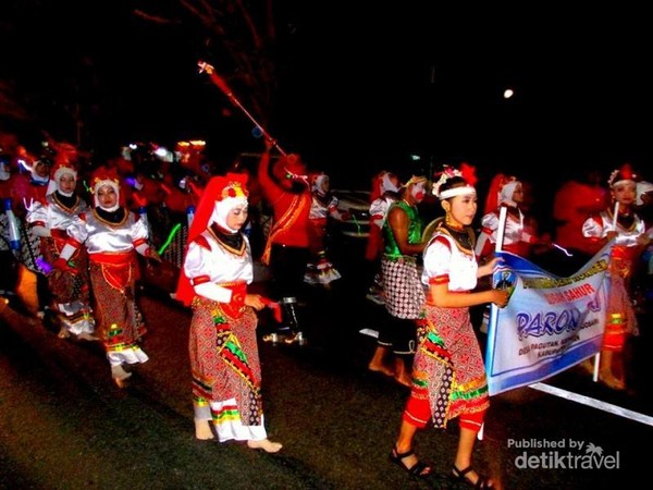 Karnaval Rontek, Pawai Religi di Pacitan Saat Ramadan