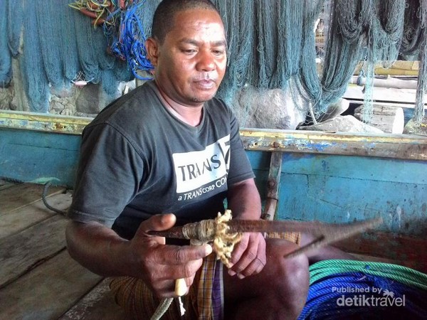 Lamalera dan Tradisi Perburuan Paus