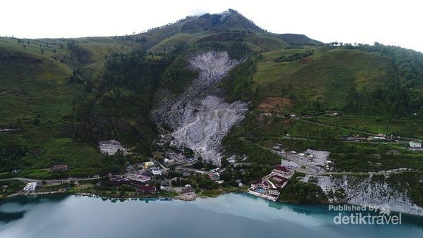 Lingkar Pusuk Buhit, Favorit Turis di Samosir