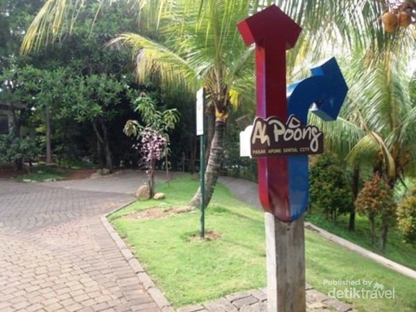 Mau Wisata Kuliner Sambil Bermain, Yuk ke Pasar Apung Sentul City