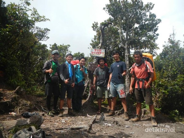 Menggapai Langit di Puncak Gunung Dempo