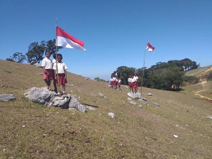 Merayakan HUT RI dengan Layang-layang Ala Desa Fatuulan