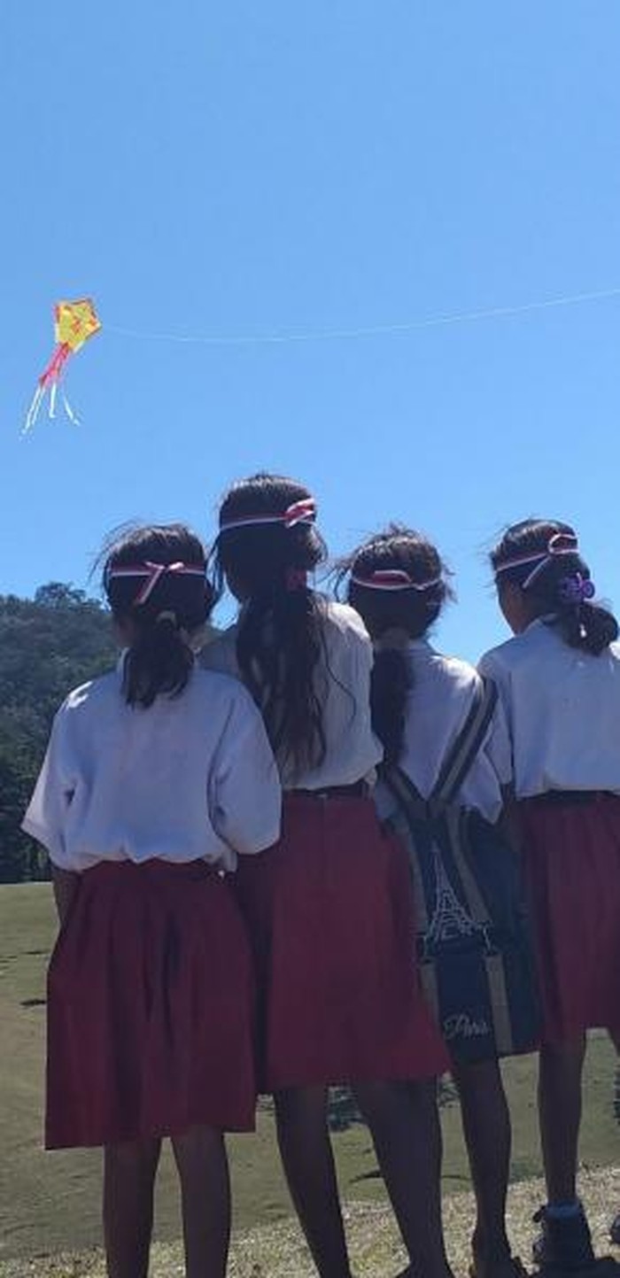 Merayakan HUT RI dengan Layang-layang Ala Desa Fatuulan