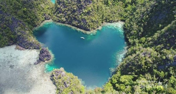 Mirip Karawapop, Ini Telaga Hati Baru Misool