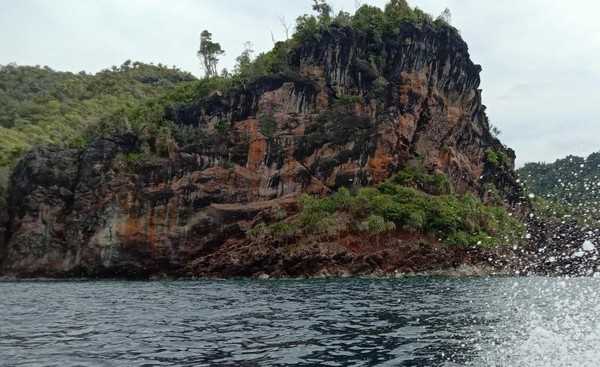 Misool yang Cantik, Bak Gadis Sedang Berdandan