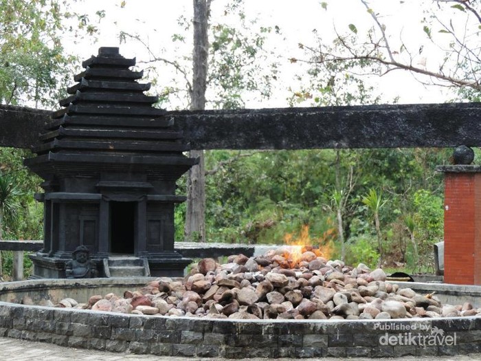 Misteri Api yang Tak Pernah Padam dari Zaman Majapahit