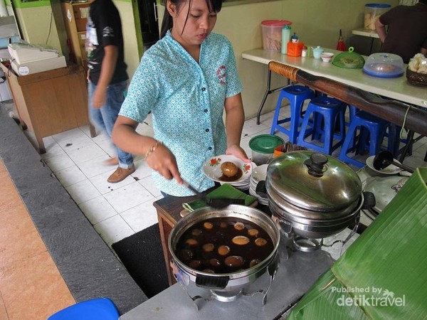 Nasi Pindang, Wisata Kuliner Langganan Para Artis di Semarang