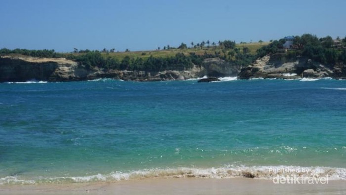 Pantai Klayar, Keindahan Tersembunyi di Balik Bukit