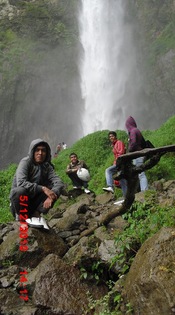 Pemandangan Cantik Danau Toba Ada di Desa Tongging