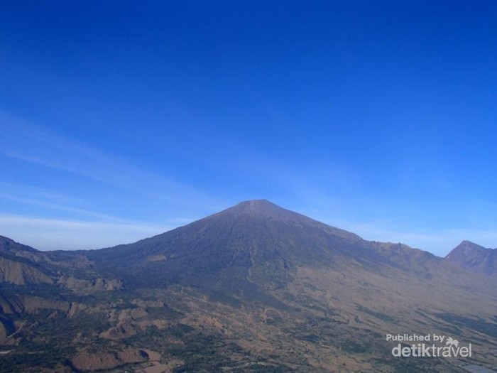 Pengalaman Pertama Mendaki, Bukit Pengasingan yang Luar Biasa Indah