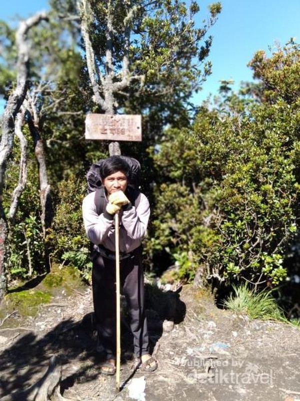 Petualangan ke Gunung Dempo di Pagaralam
