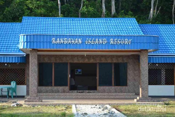 Randayan, Pulau Kecil dengan Sejuta Keindahan di Kalbar