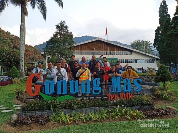Rasanya Kangen Touring Naik Motor ke Gunung Mas via Puncak