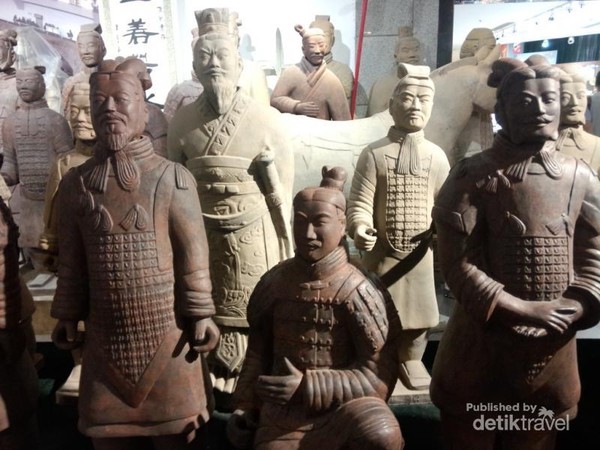 Ribuan Pasukan Terakota Penjaga Makam Kaisar China