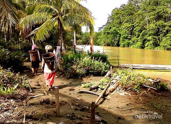 Saloi, Keranjang Ransel yang Unik Dari Maluku
