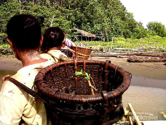 Saloi, Keranjang Ransel yang Unik Dari Maluku