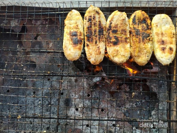 Sedap! Traveling ke Aceh, Jangan Lupa Cicipi Pisang Bakar Ini Sedap! Traveling ke Aceh, Jangan Lupa Cicipi Pisang Bakar Ini