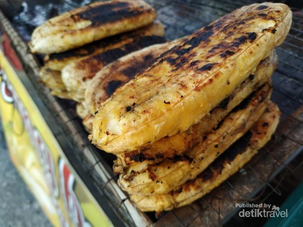 Sedap! Traveling ke Aceh, Jangan Lupa Cicipi Pisang Bakar Ini Sedap! Traveling ke Aceh, Jangan Lupa Cicipi Pisang Bakar Ini