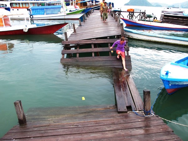 Semangat Merah Putih di Tugu Pepera, Merauke