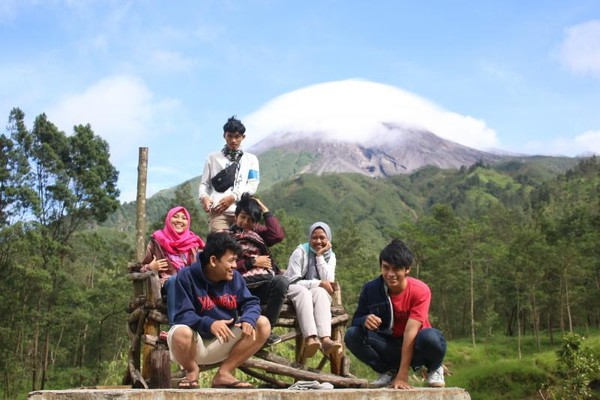 Spot Foto Kekinian di Bukit Klangon Gunung Merapi