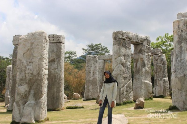 Stonehenge Versi Lokal Ada di Yogyakarta