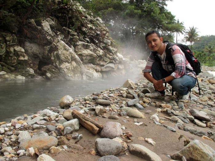 Sungai Unik & Air Terjun Cantik dari Deli Serdang