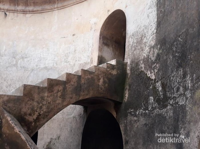 Taman Sari & Sumur Gumuling: Karya Seni Pendiri Yogyakarta