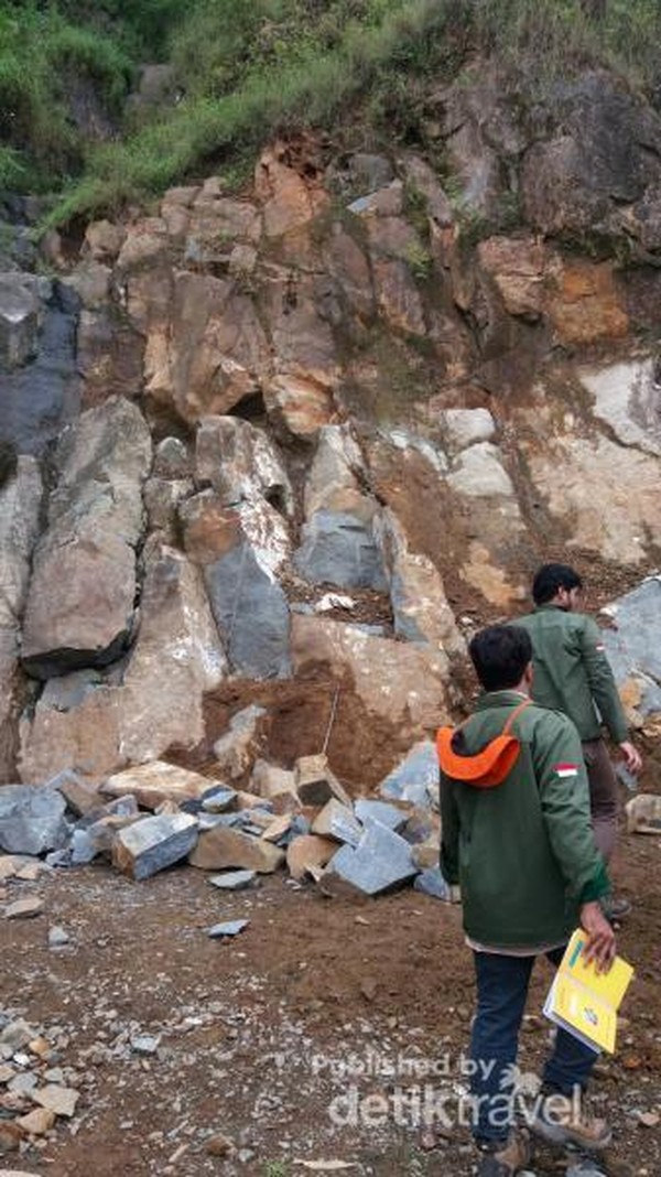 Tempat Ini Dipercaya Sebagai Dasar Pulau Jawa
