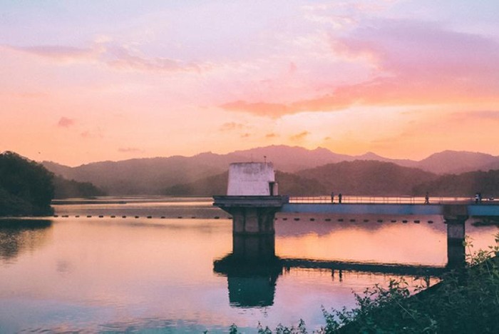 Waduk Sermo, Tempat Camping Hits di Jogja